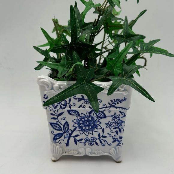 Relpo | Accents | Vintage Blue And White Floral Planter By Relpo | Poshmark